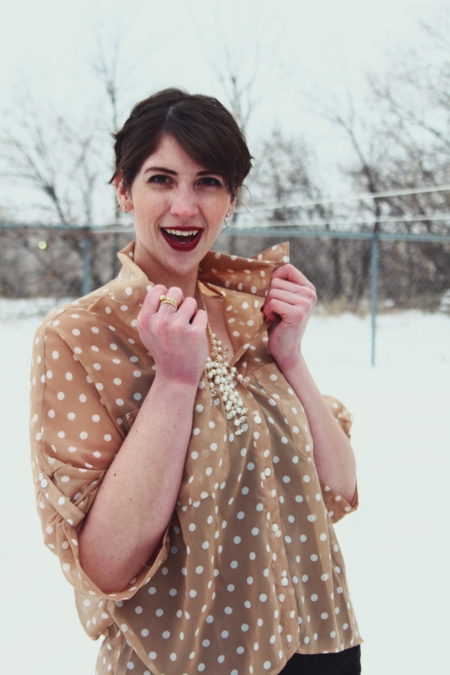 Showing My True 'Collars' - The Outfit Repeater