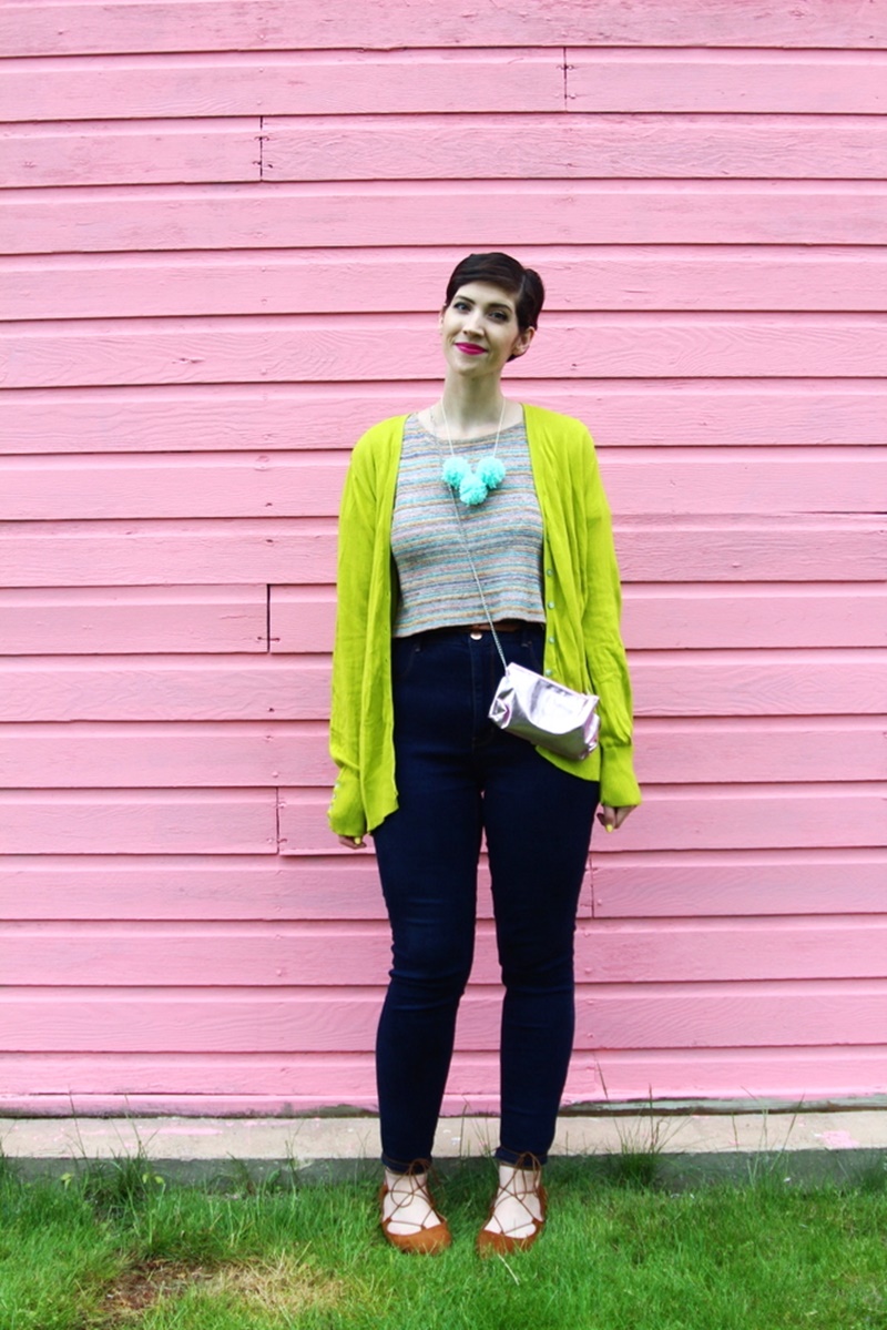 Colorful Outfits To Inspire You This Weekend - The Outfit Repeater