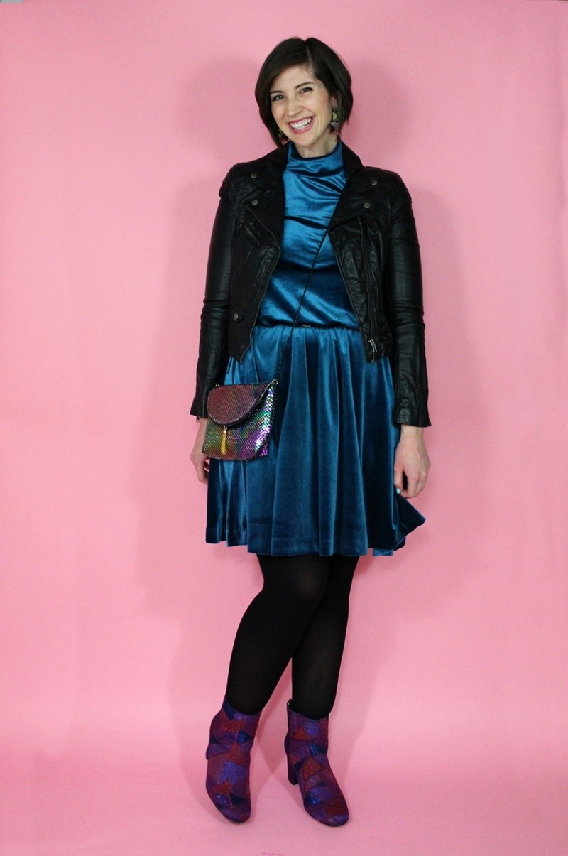 What To Wear to a Girls Night Out | The Outfit Repeater