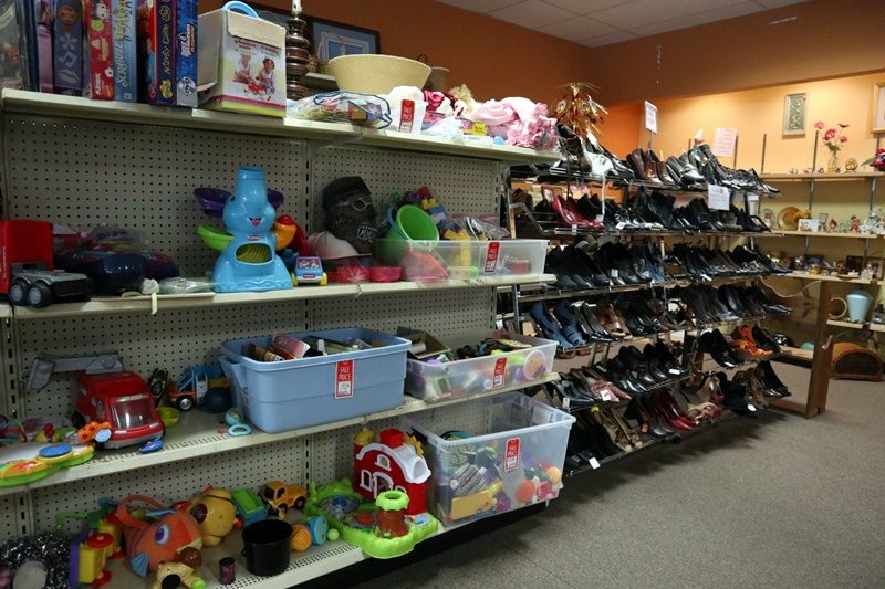 The Best Thrift Stores in Wisconsin - The Outfit Repeater