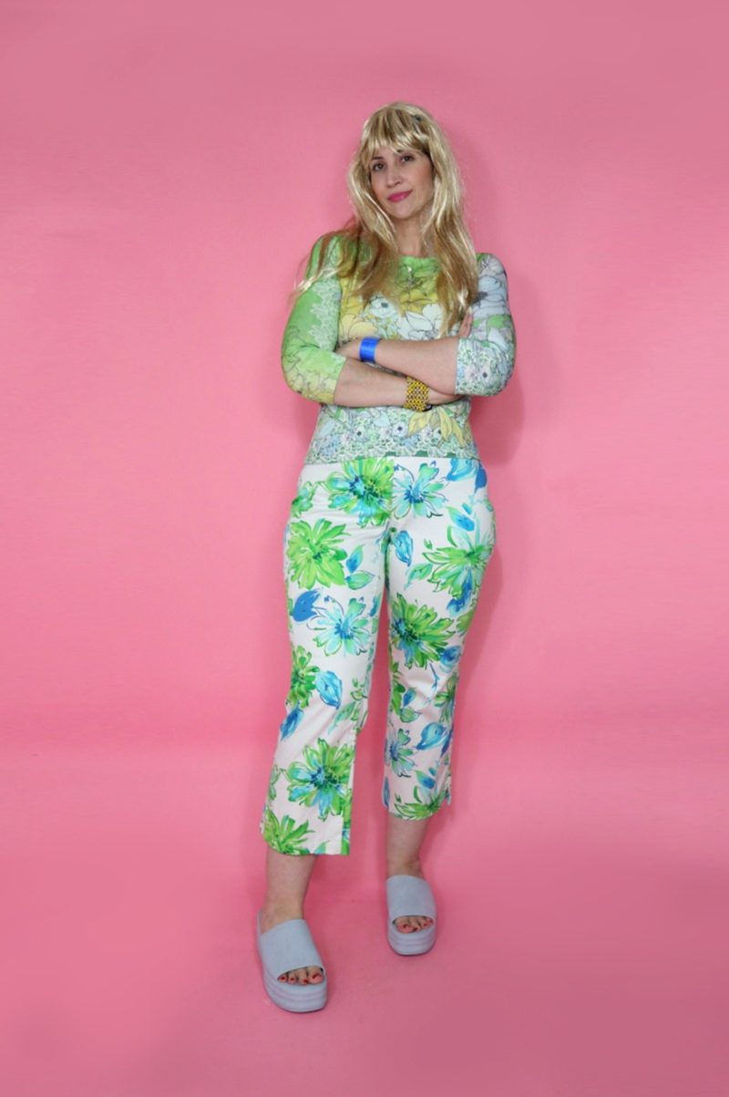 The Ultimate '00s Icon: A Lizzie McGuire Halloween Costume - The Outfit ...